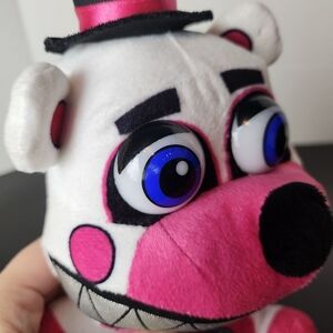 Five Nights at Freddys | Toys | Five Nights At Freddys Plush Toy Sister ...